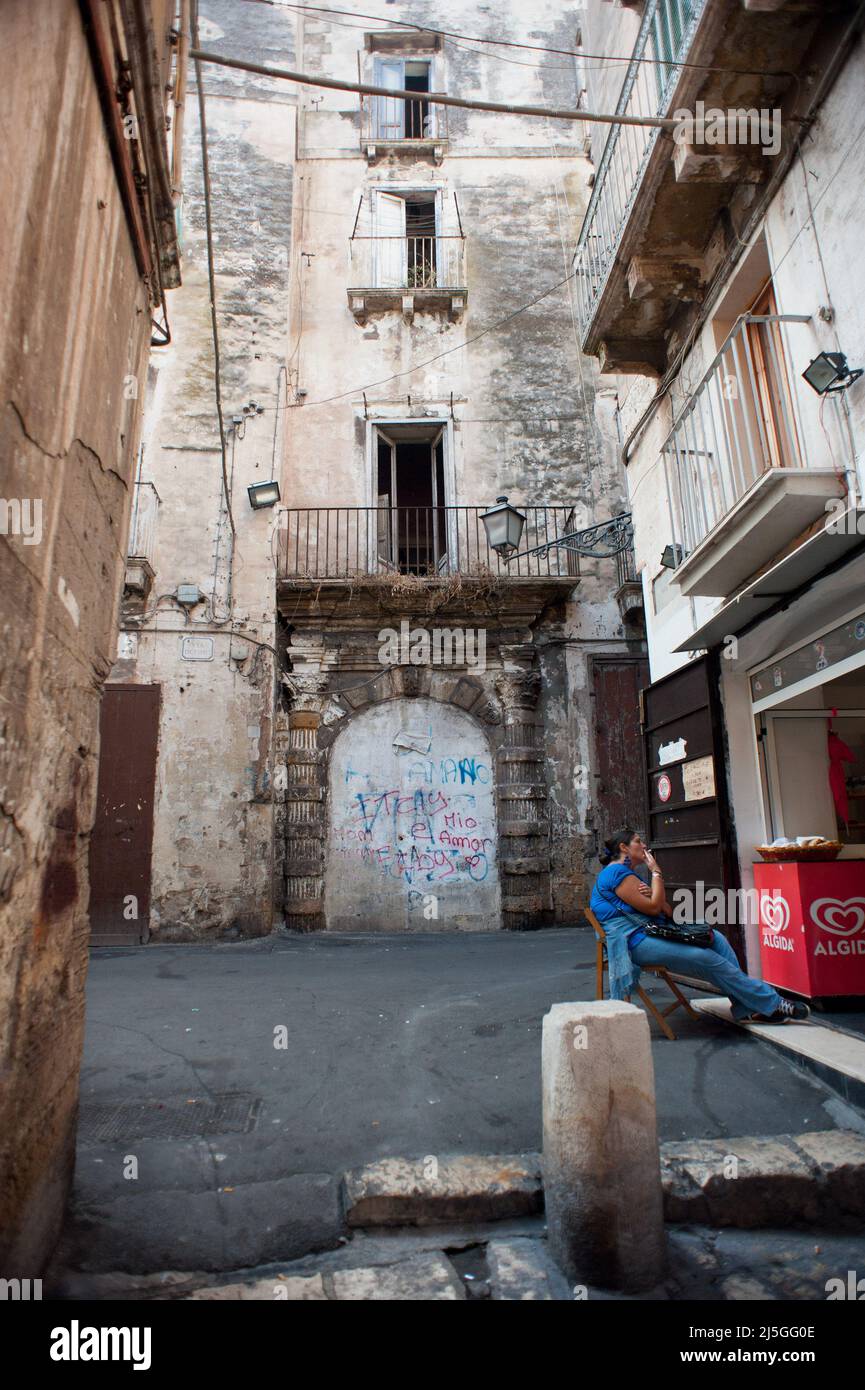 Taranto vecchia -Fotos und -Bildmaterial in hoher Auflösung – Alamy