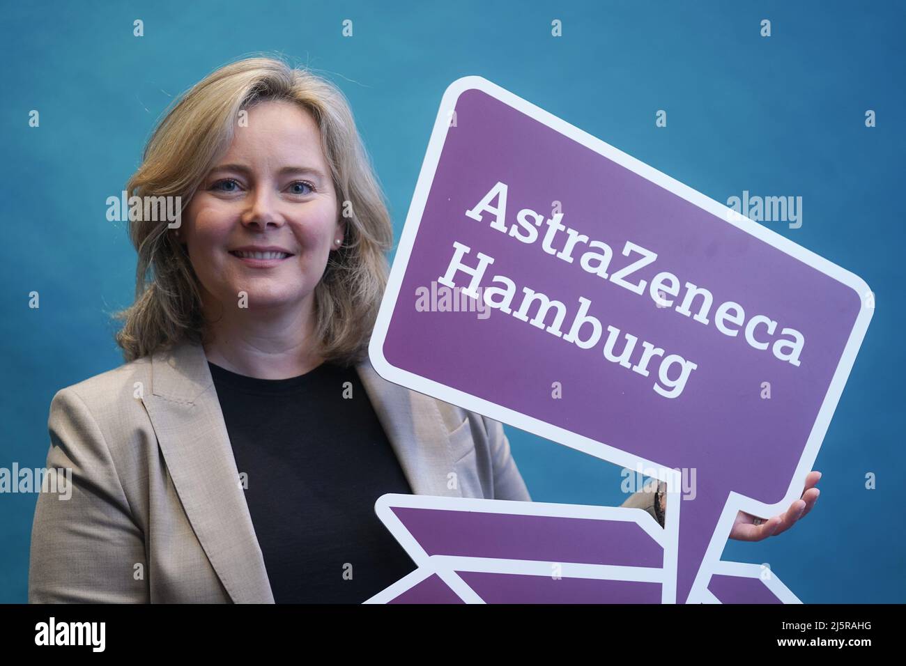 Hamburg, Deutschland. 25. April 2022. Alexandra Bishop ...