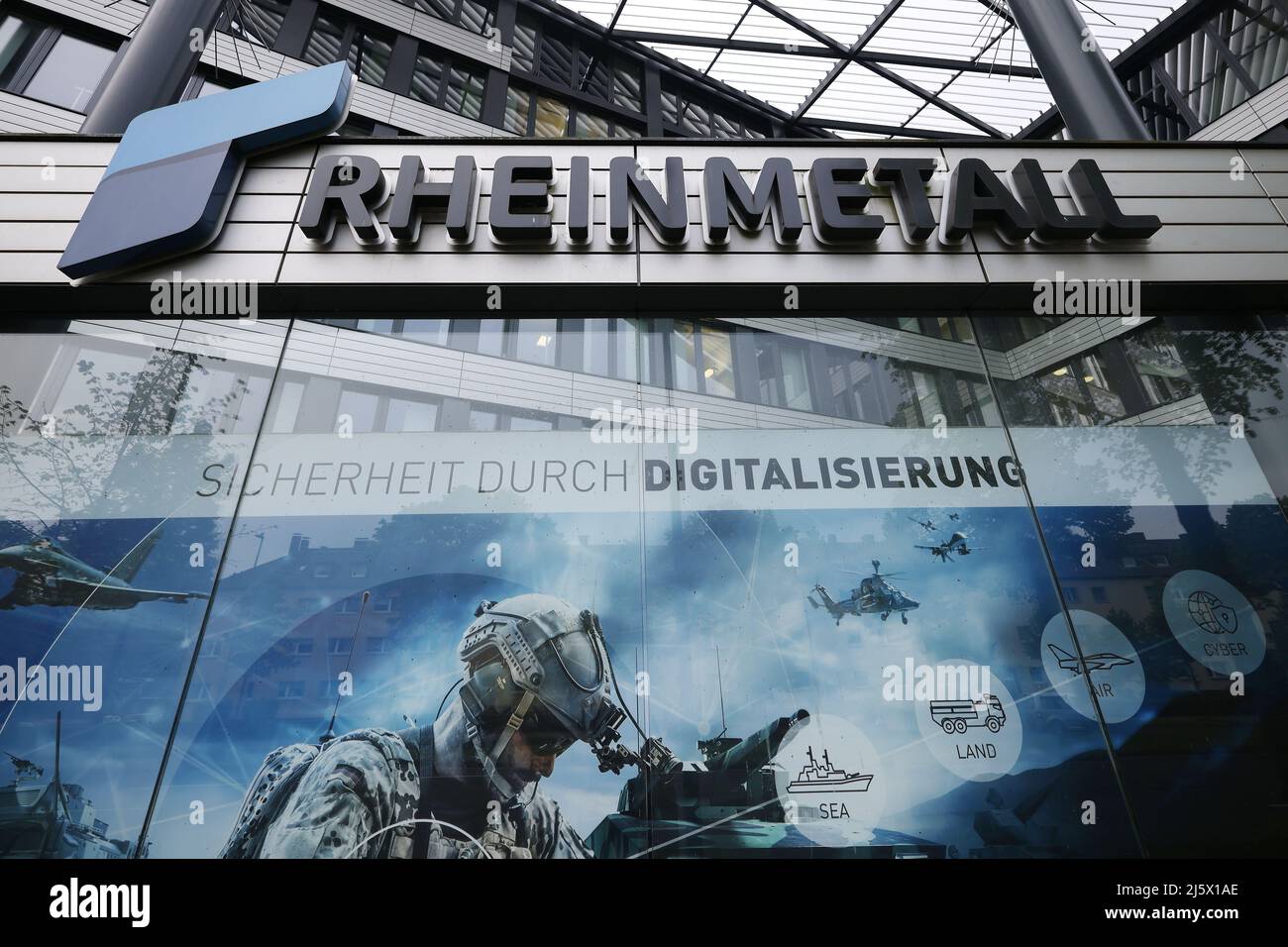 Rheinmetall logo -Fotos und -Bildmaterial in hoher Auflösung – Alamy