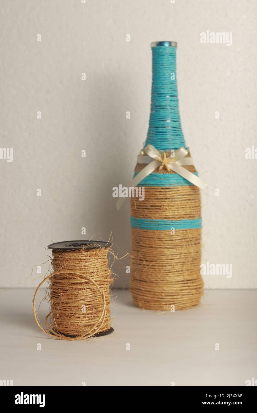 Die schnur -Fotos und -Bildmaterial in hoher Auflösung – Alamy