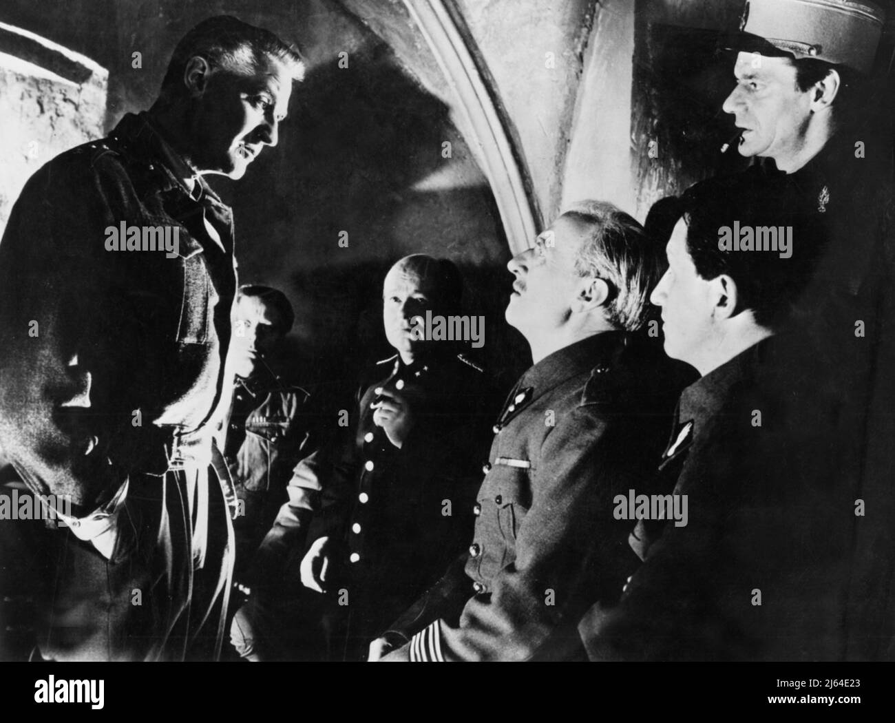 Szene mit eric portman -Fotos und -Bildmaterial in hoher Auflösung – Alamy