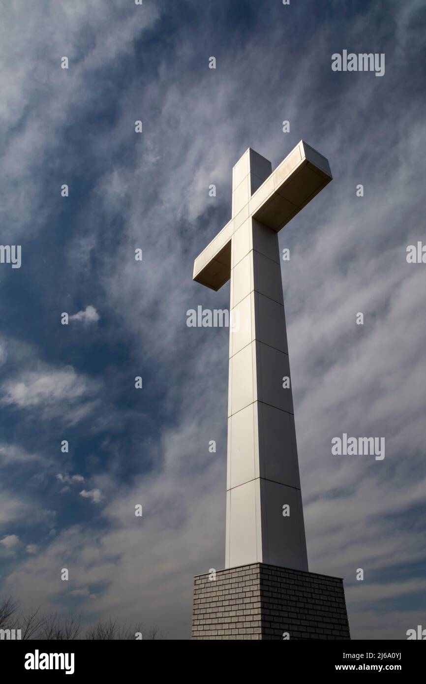 Großes kreuz -Fotos und -Bildmaterial in hoher Auflösung – Alamy