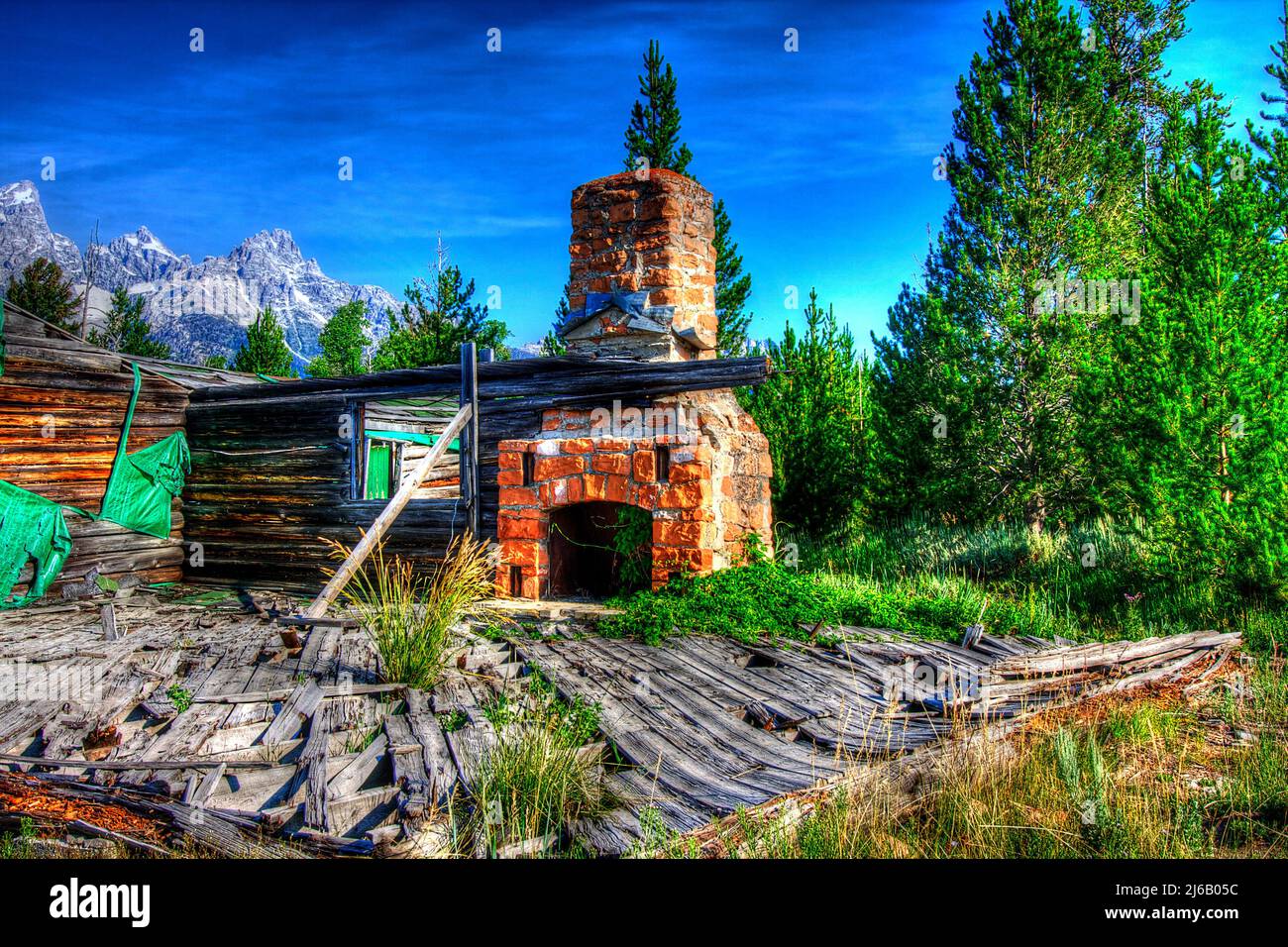 Die Bar BC Dude Ranch wird repariert und ist ein alter historischer Ort ...