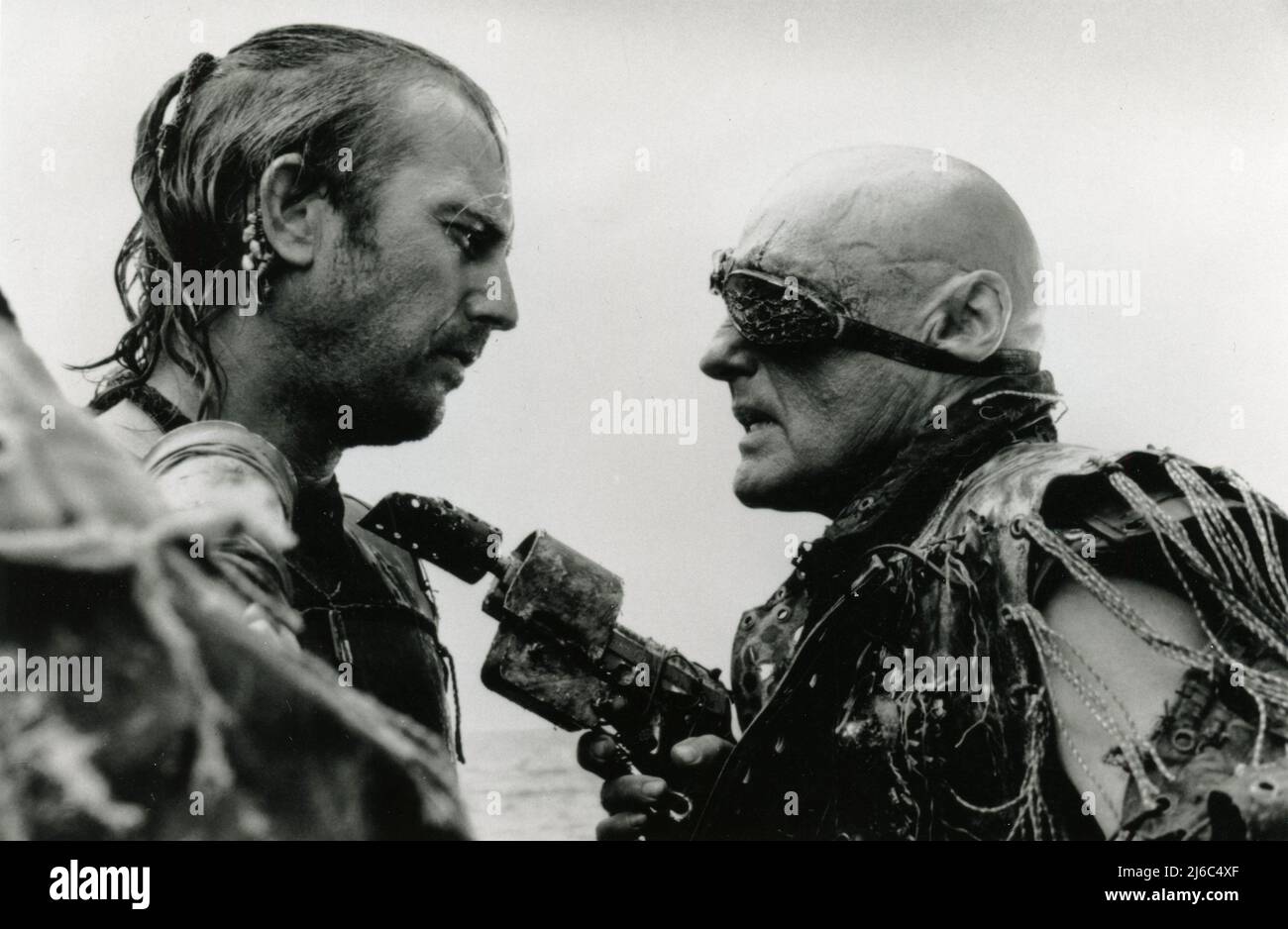 Waterworld 1995 -Fotos und -Bildmaterial in hoher Auflösung – Alamy