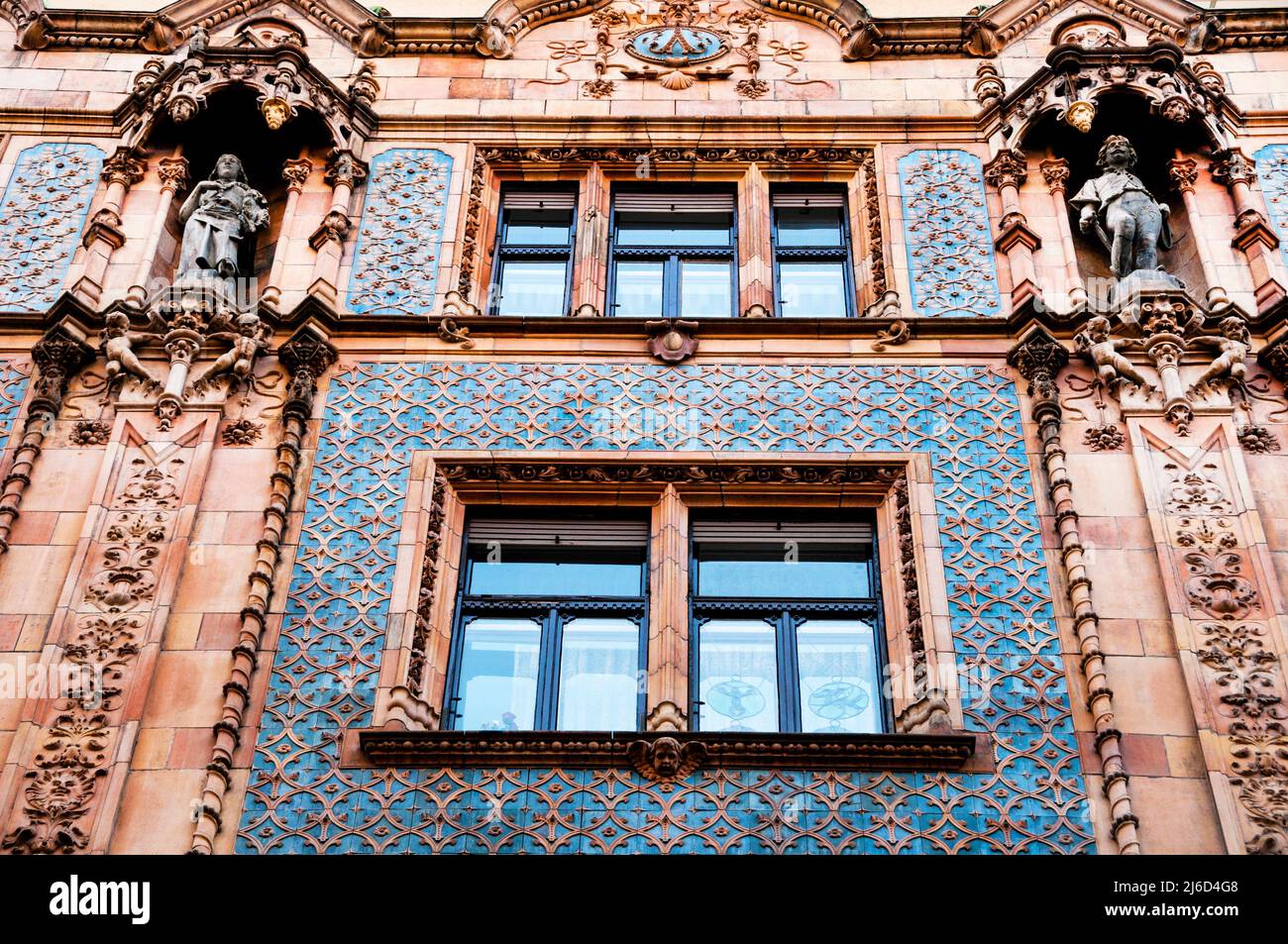 Thonet haus -Fotos und -Bildmaterial in hoher Auflösung – Alamy