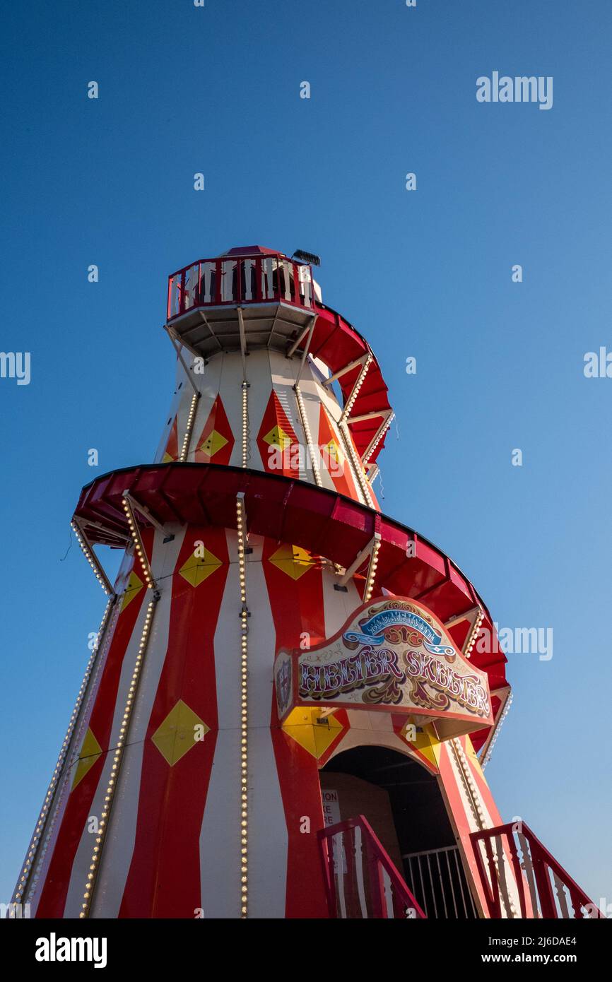 Slip slide helter skelter fun -Fotos und -Bildmaterial in hoher ...