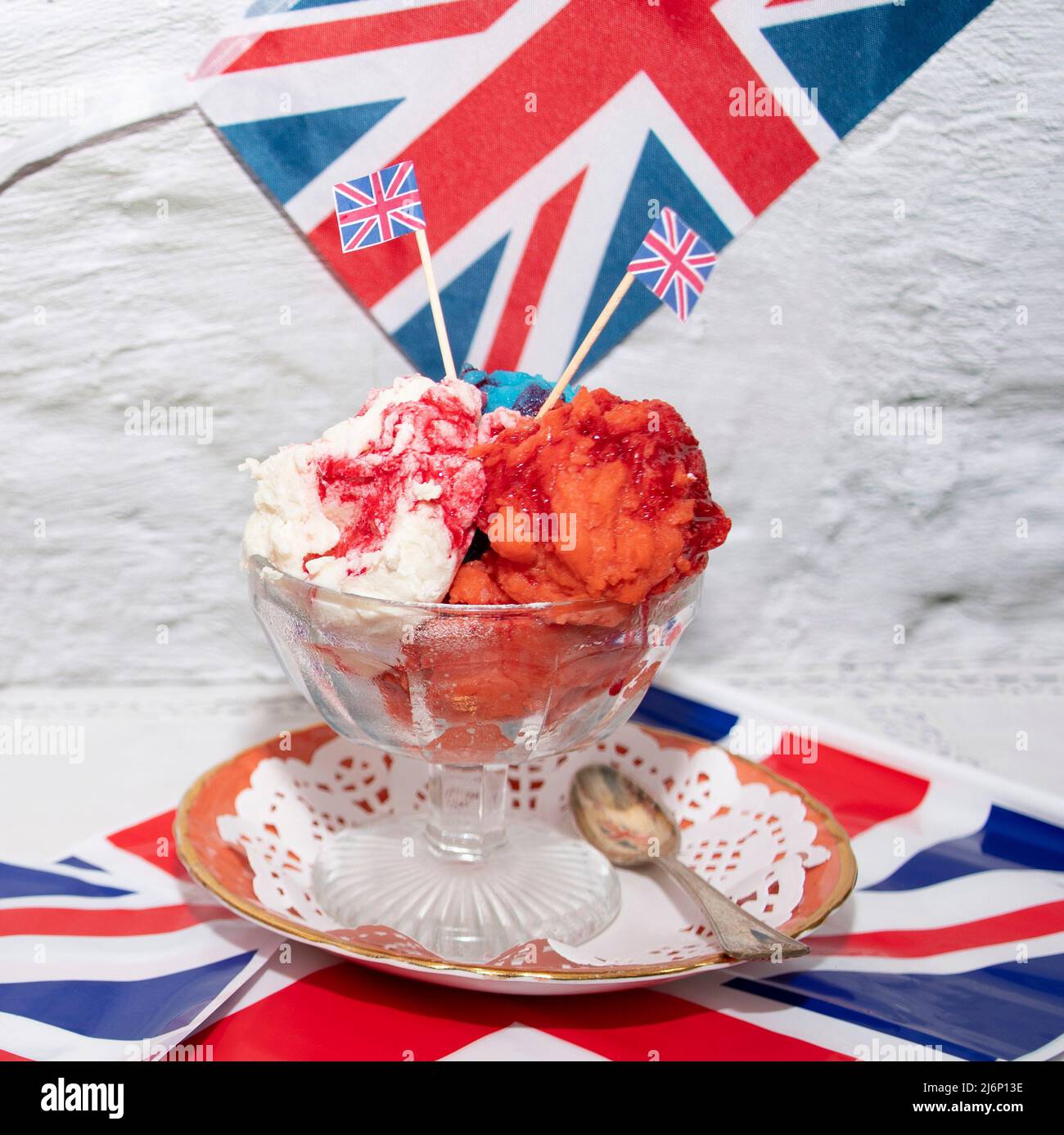 Queen Elizabeth II Platinum Jubilee Cream Sundae Street Party Food rot ...