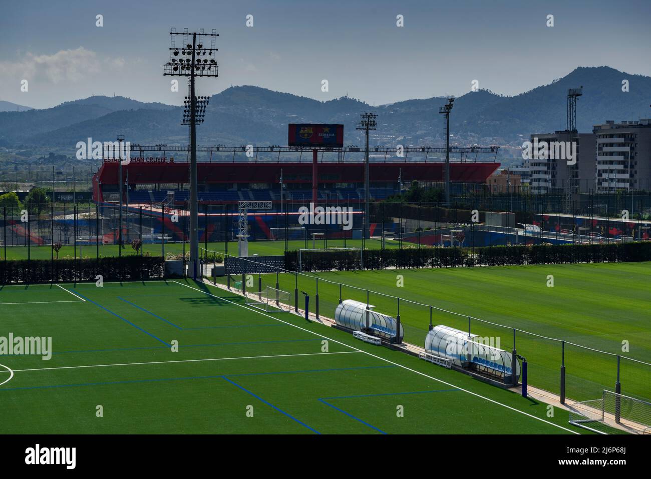 Ciudad deportiva joan gamper -Fotos und -Bildmaterial in hoher ...