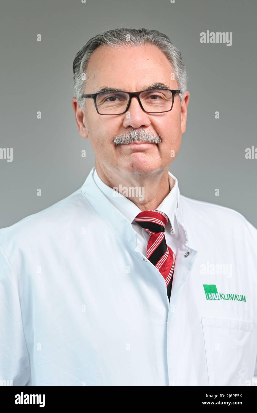 25. April 2022, Bayern, München: Prof. Dr. Markus Lerch, Ärztlicher ...