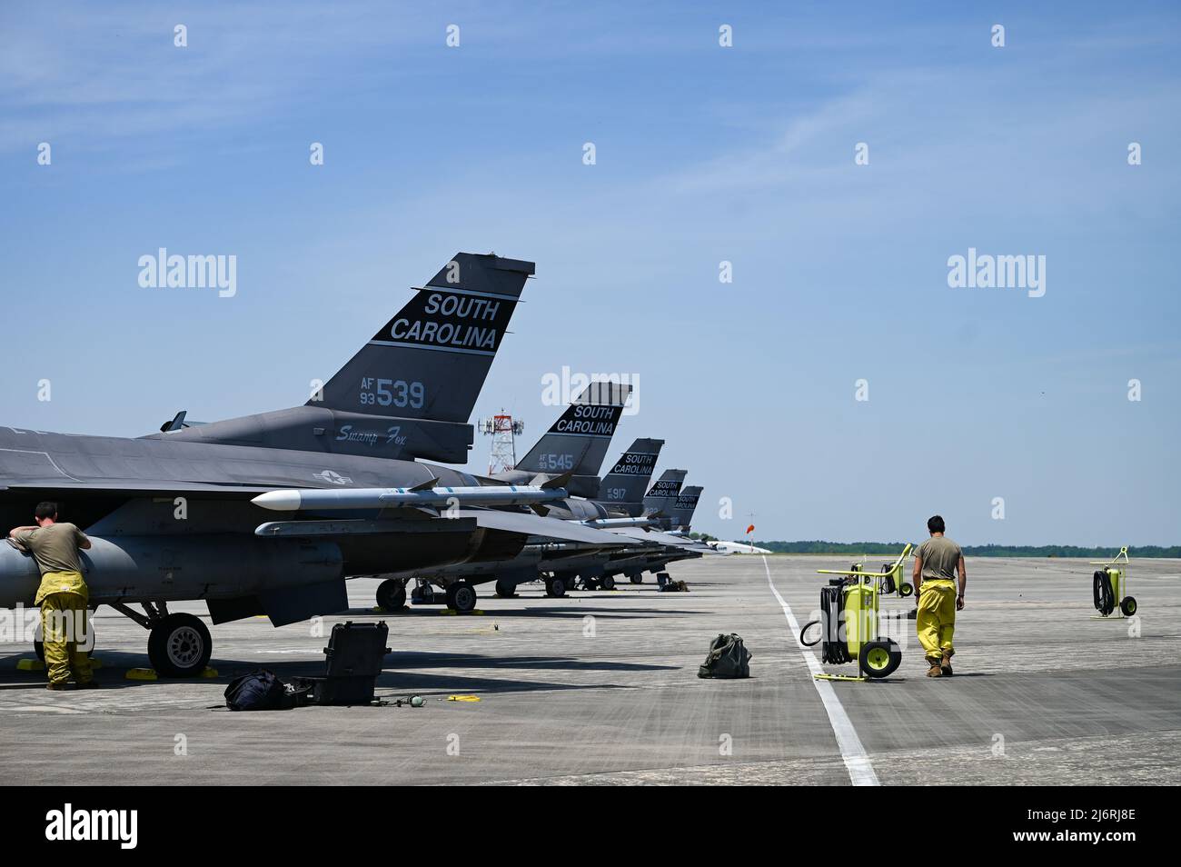 US Air National Guard F-16 Fighting Falcon Crewchefs vom 169. Fighter ...