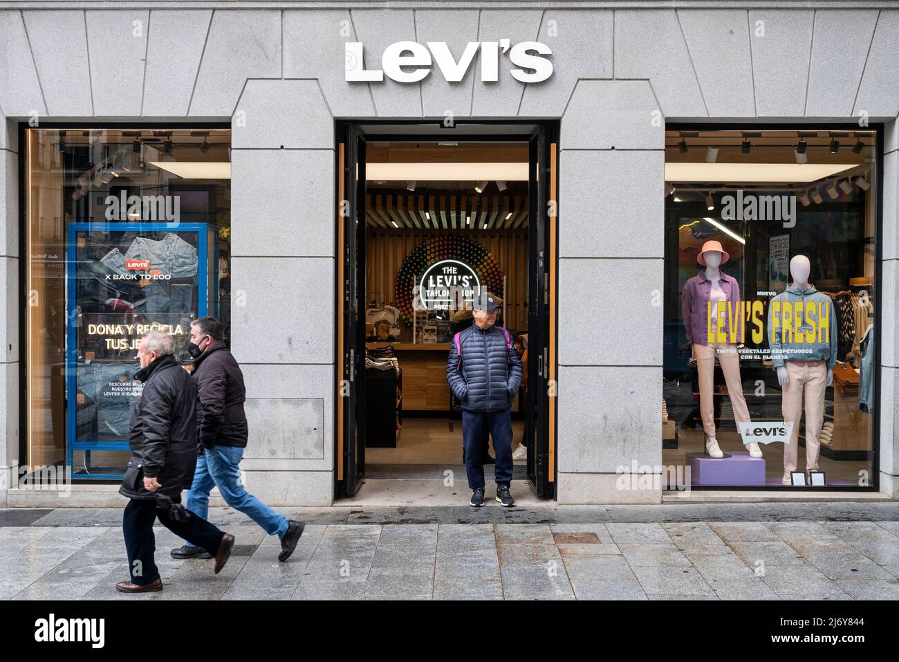 Logo levi s Stockfotos und -bilder Kaufen - Alamy