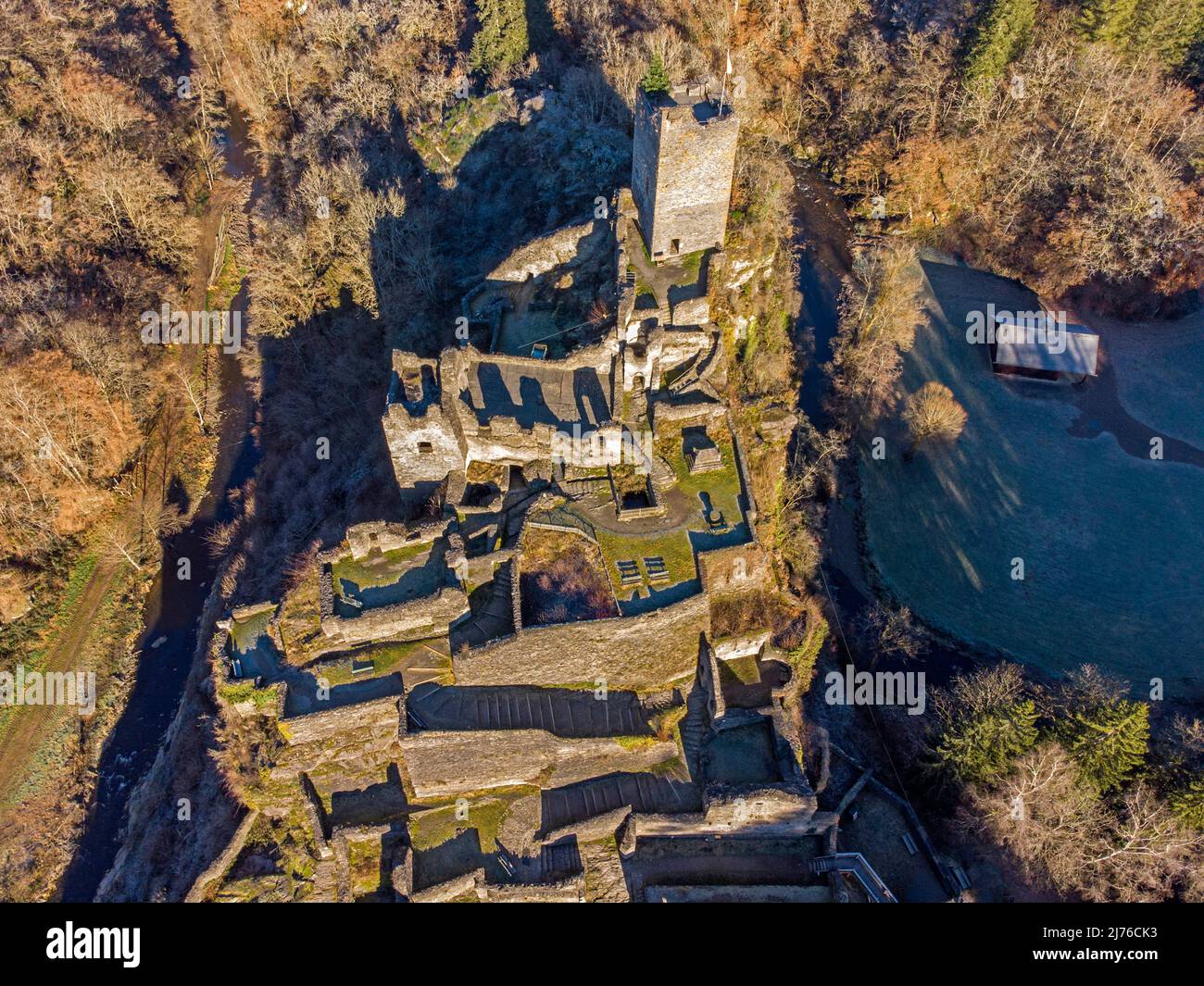Manderscheider burgen -Fotos und -Bildmaterial in hoher Auflösung – Alamy