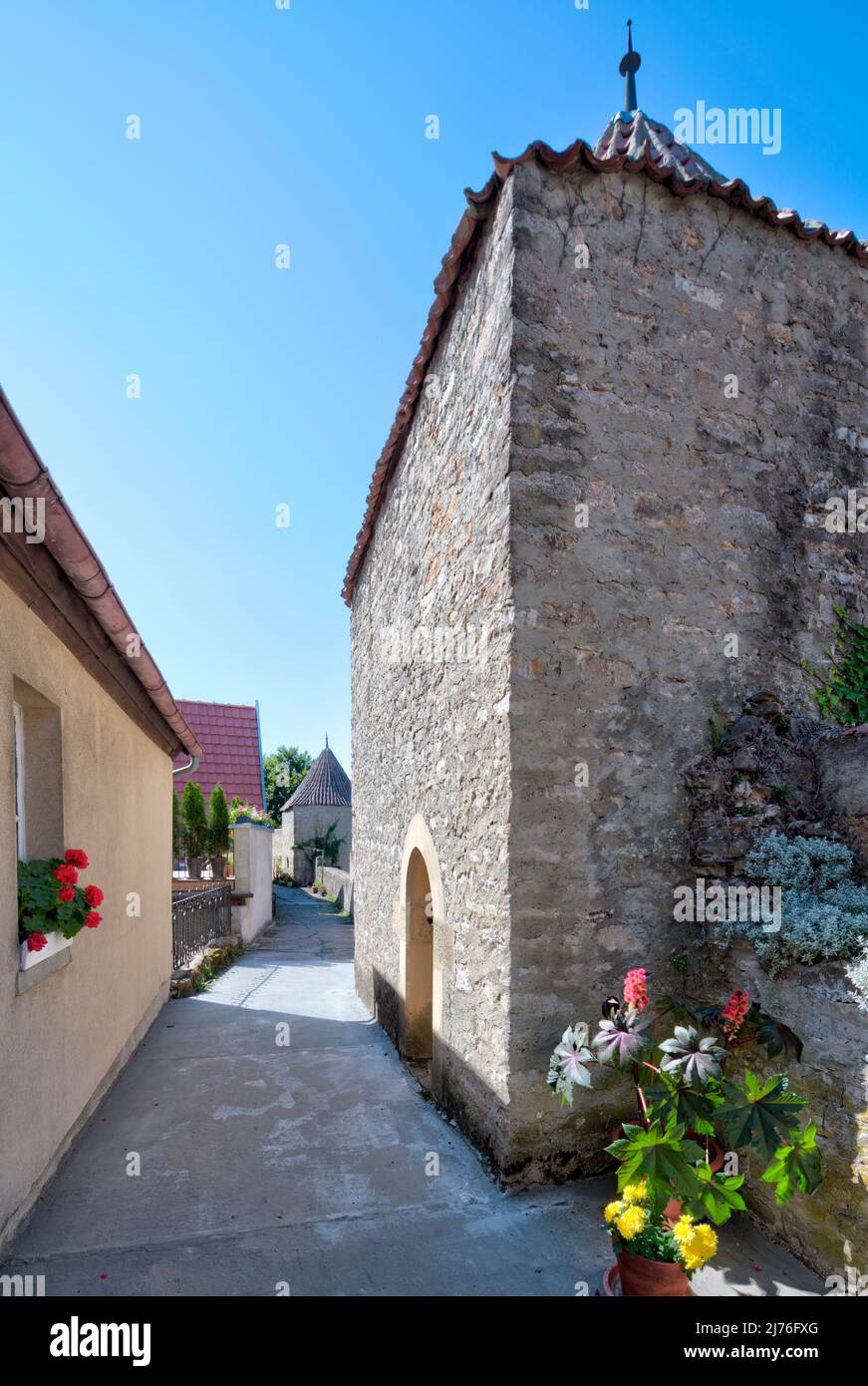 Stadtmauer, Stadtbefestigung, Hausfassade, Blick auf die Stadt, Herbst ...