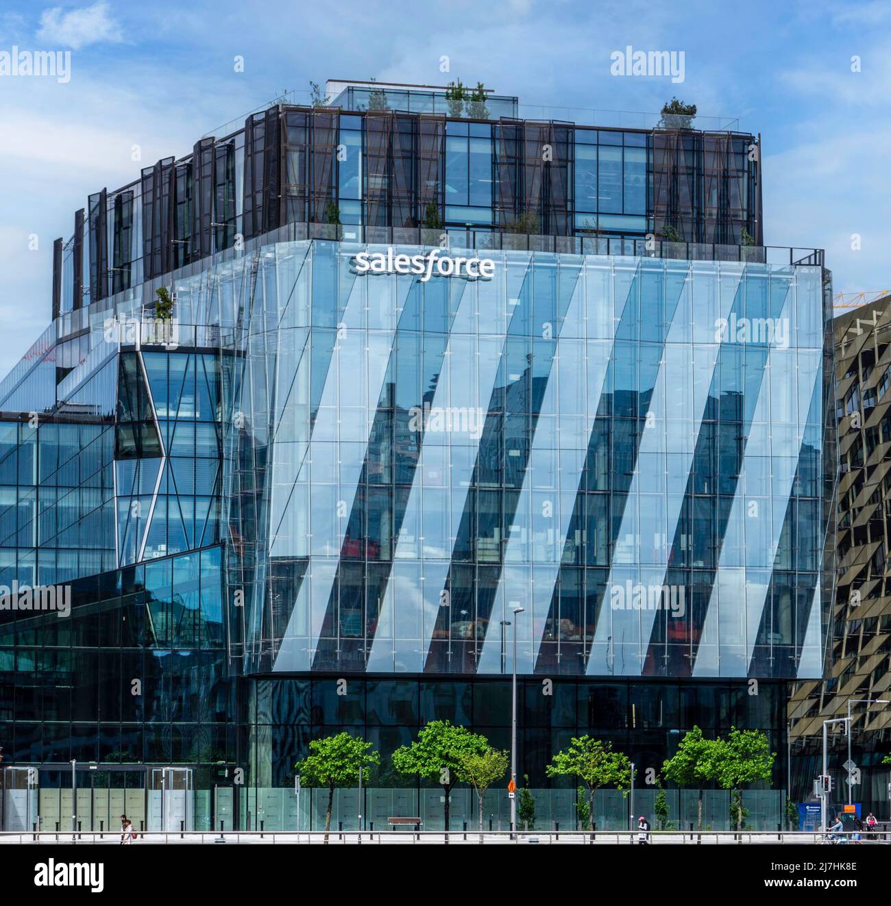 Salesforce tower dublin -Fotos und -Bildmaterial in hoher Auflösung – Alamy