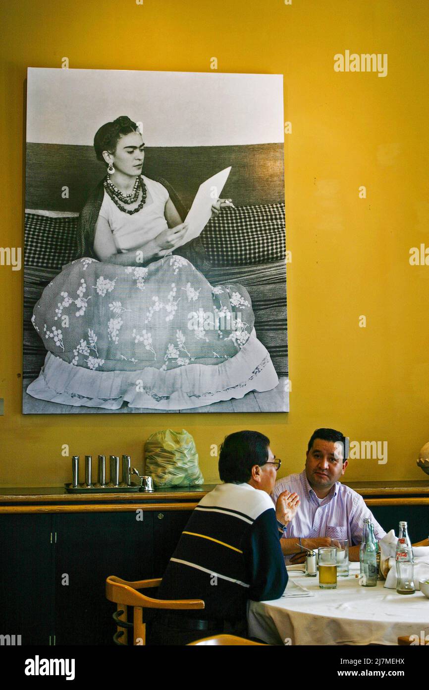 Restaurant frida -Fotos und -Bildmaterial in hoher Auflösung – Alamy