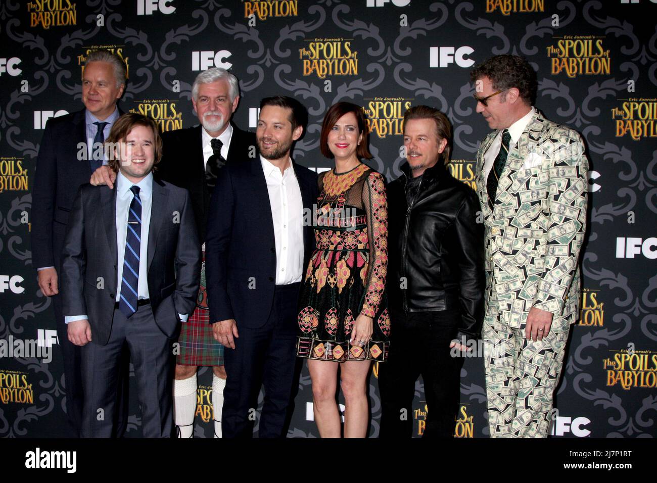 LOS ANGELES - JAN 7: Tim Robbins, Haley Joel Osment, Steve Tom, Tobey ...
