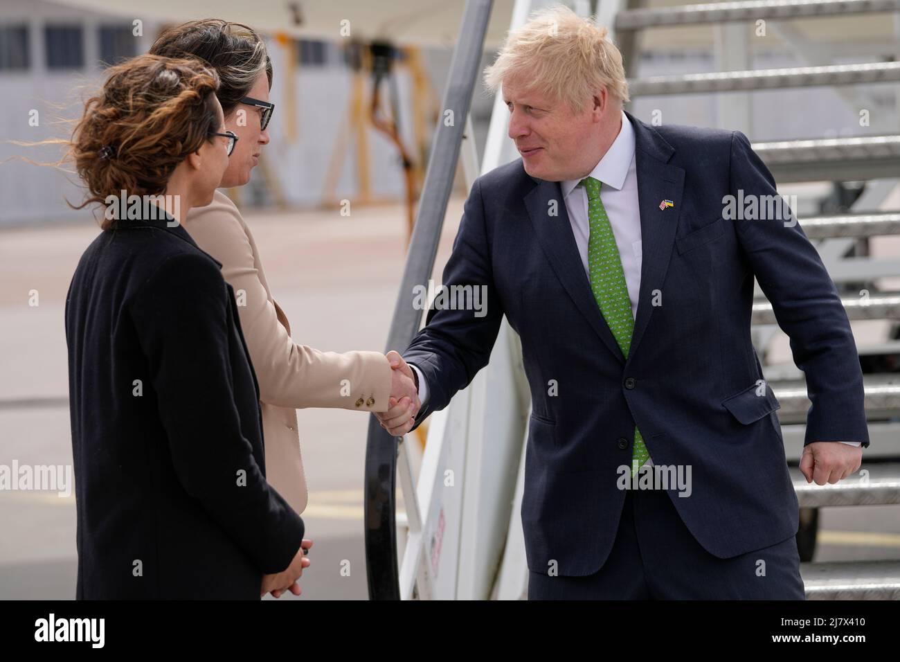 Arrival at stockholm airport -Fotos und -Bildmaterial in hoher ...
