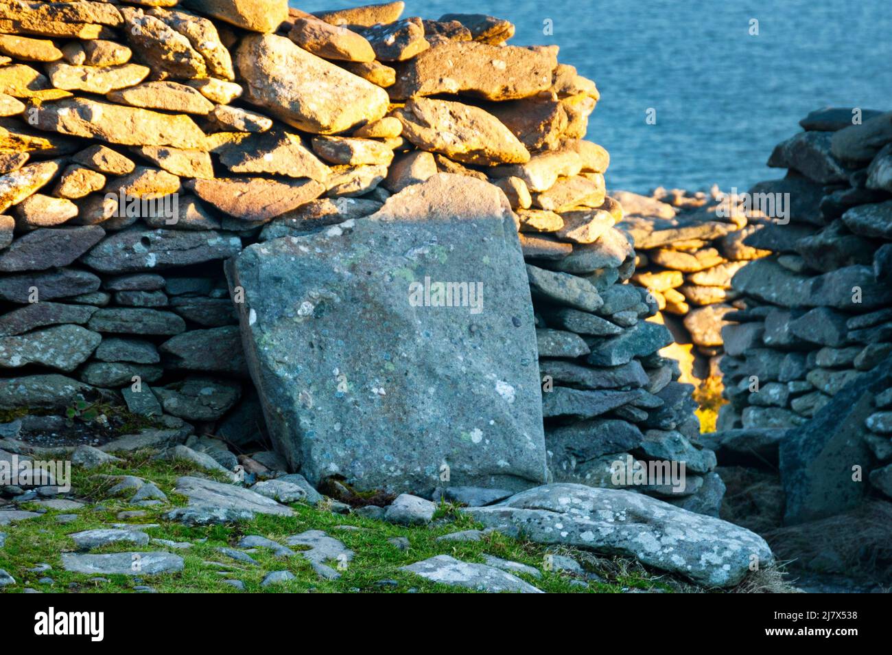 Dun beag fort -Fotos und -Bildmaterial in hoher Auflösung – Alamy
