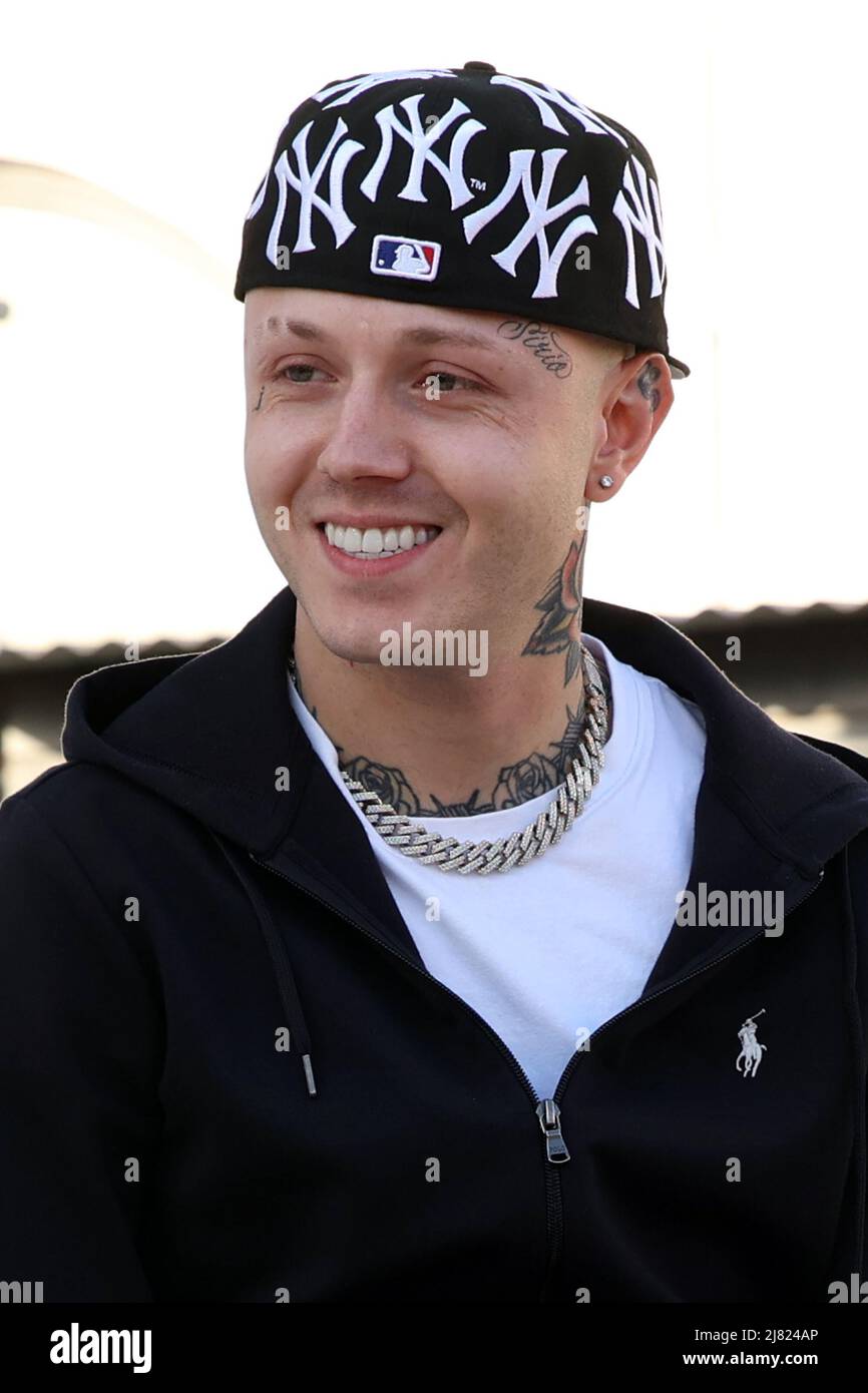 Lazza rapper -Fotos und -Bildmaterial in hoher Auflösung – Alamy