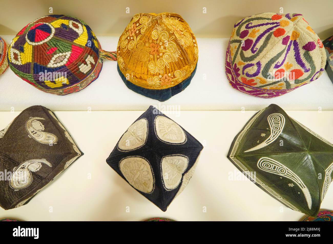 Usbekisches handwerk -Fotos und -Bildmaterial in hoher Auflösung – Alamy