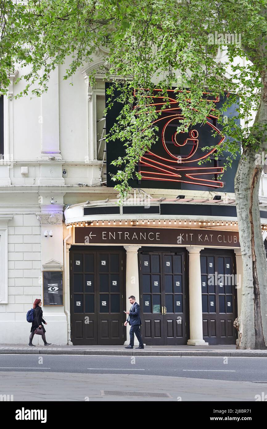 Kabarett im kit kat club -Fotos und -Bildmaterial in hoher Auflösung ...