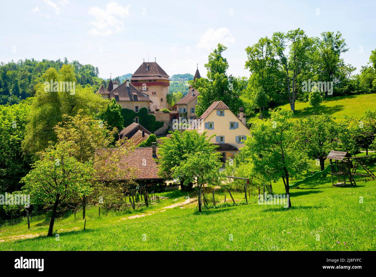 Schloss Wildenstein ist eine Burg in der Gemeinde Bubendorf im Kanton ...
