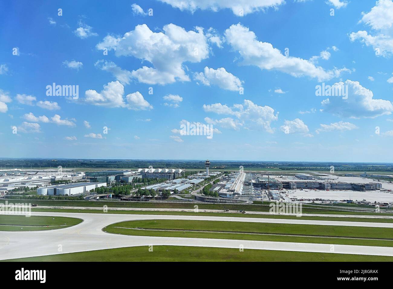 Munich airport franz josef strauß -Fotos und -Bildmaterial in hoher ...