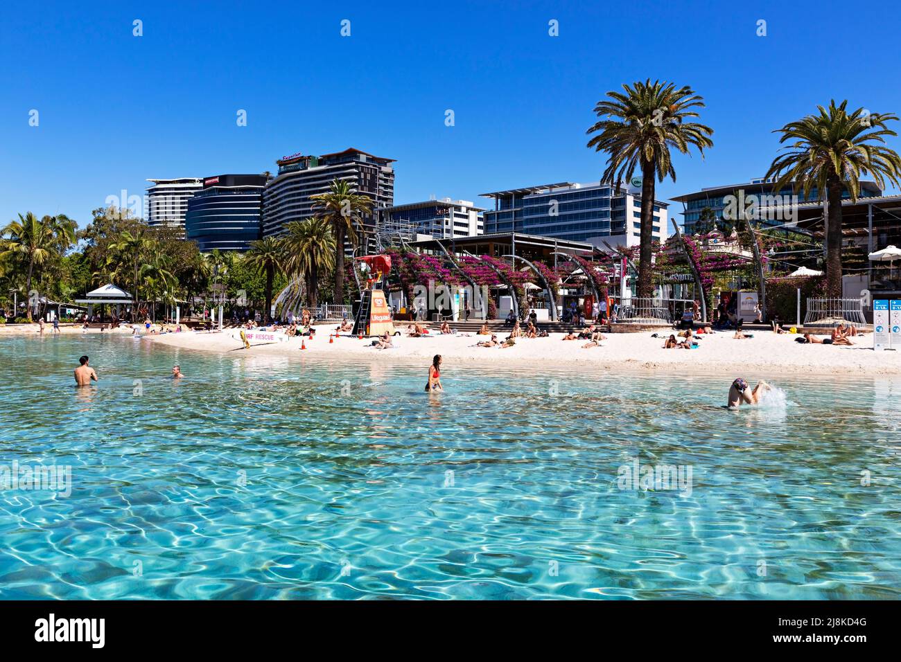 Brisbane Australien / Badegästen Genießen Sie die Sonne und schwimmen ...