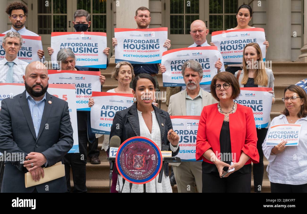 Pierina Sanchez, Ratsmitglied und Vorsitzende des Ausschusses für ...