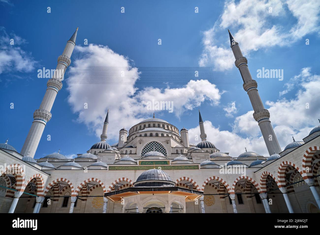 Buyuk camlica camii -Fotos und -Bildmaterial in hoher Auflösung – Alamy