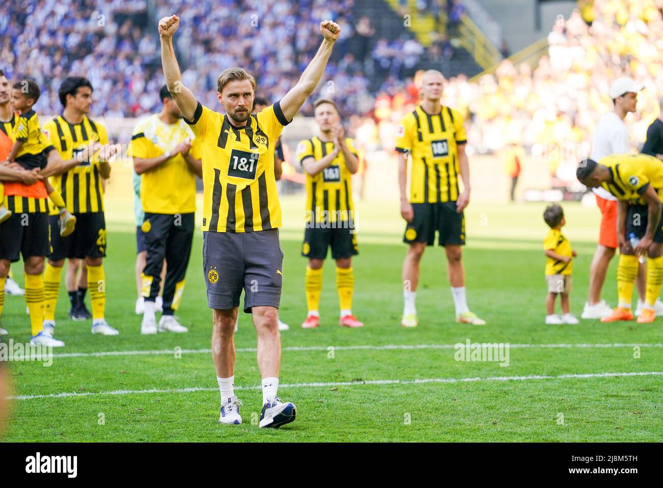 DORTMUND, DEUTSCHLAND - MAI 14: Marcel Schmelzer von Borussia Dortmund ...