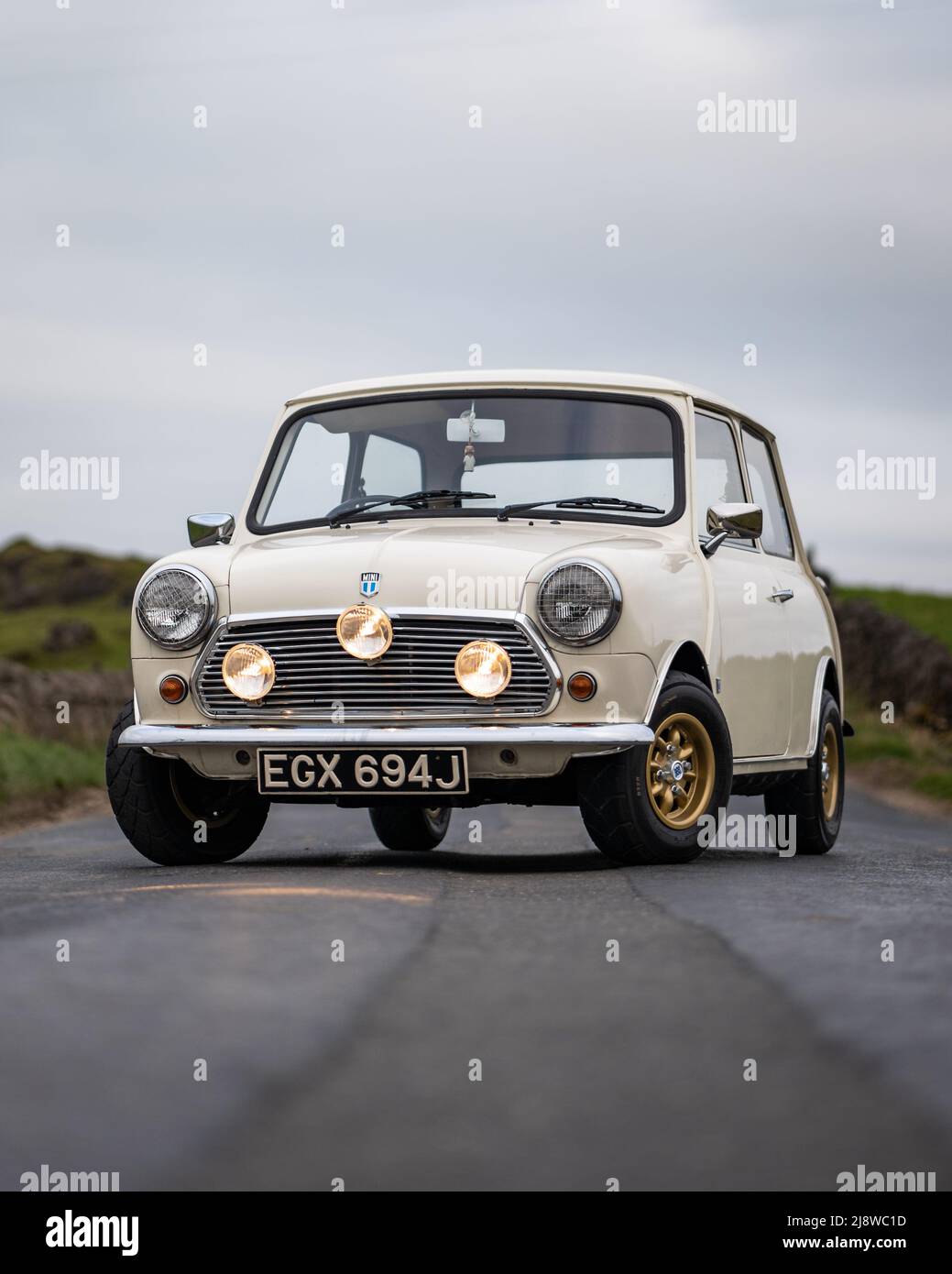 Mini cooper s classic -Fotos und -Bildmaterial in hoher Auflösung – Alamy