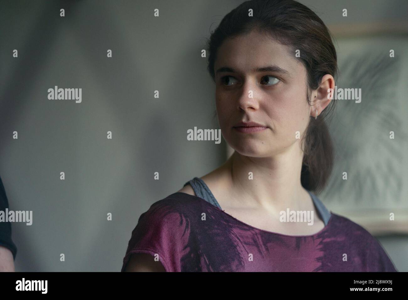 GESPRÄCHE MIT FREUNDEN, Alison Oliver, (Staffel I, ep. 102 ...