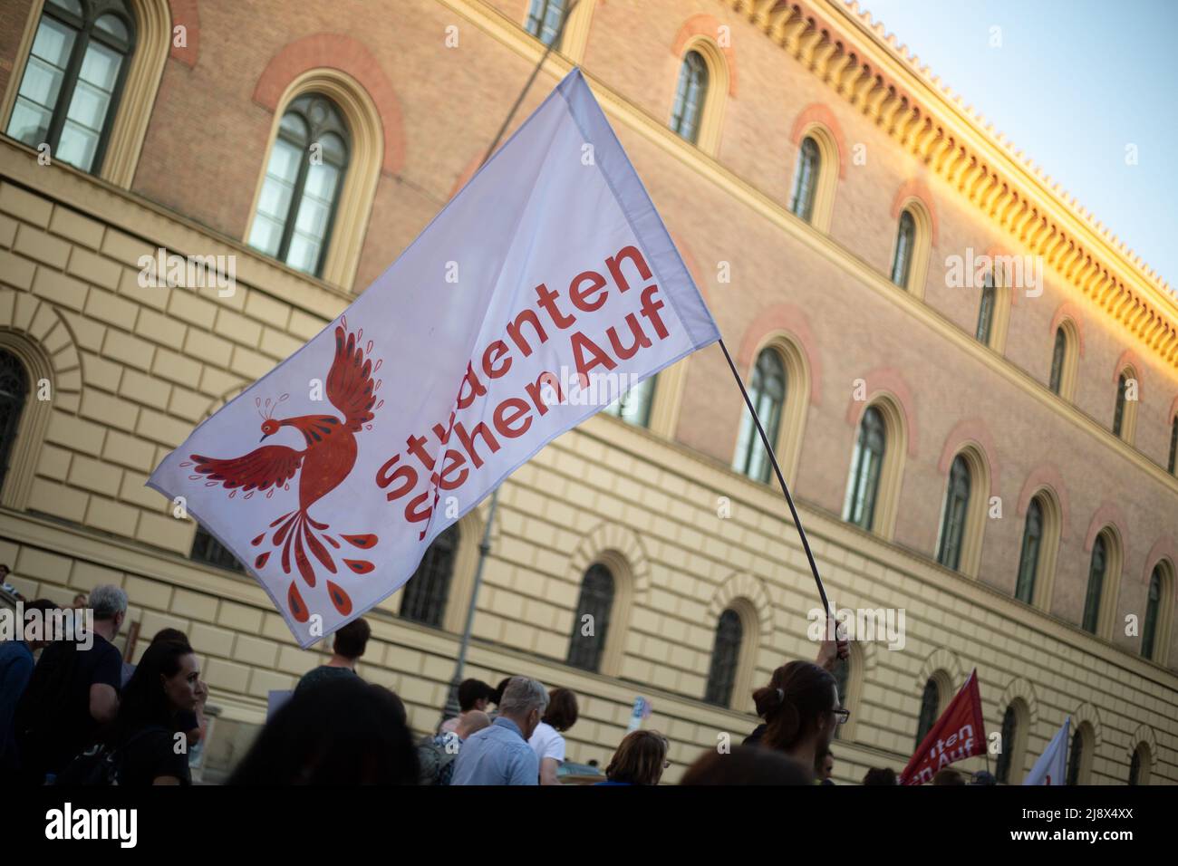 Fundamentalistisch innen -Fotos und -Bildmaterial in hoher Auflösung ...
