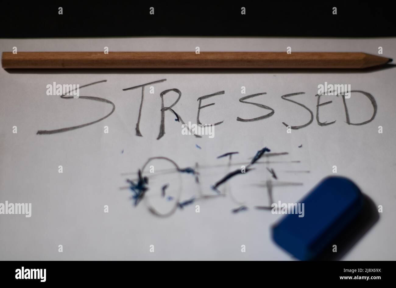 Gestresster mensch -Fotos und -Bildmaterial in hoher Auflösung – Alamy