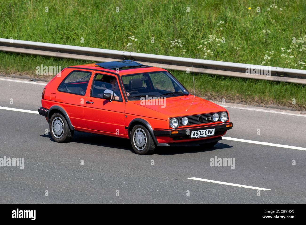 1984 80s Achtziger Jahre, ROTER VW Volkswagen Golf GTi 1800cc ...