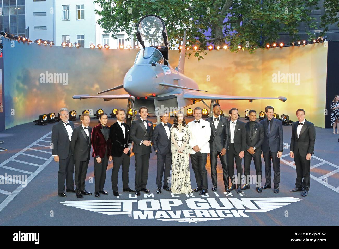 Christopher McQuarrie, Jerry Bruckheimer, Danny Ramirez, Glen Powell ...