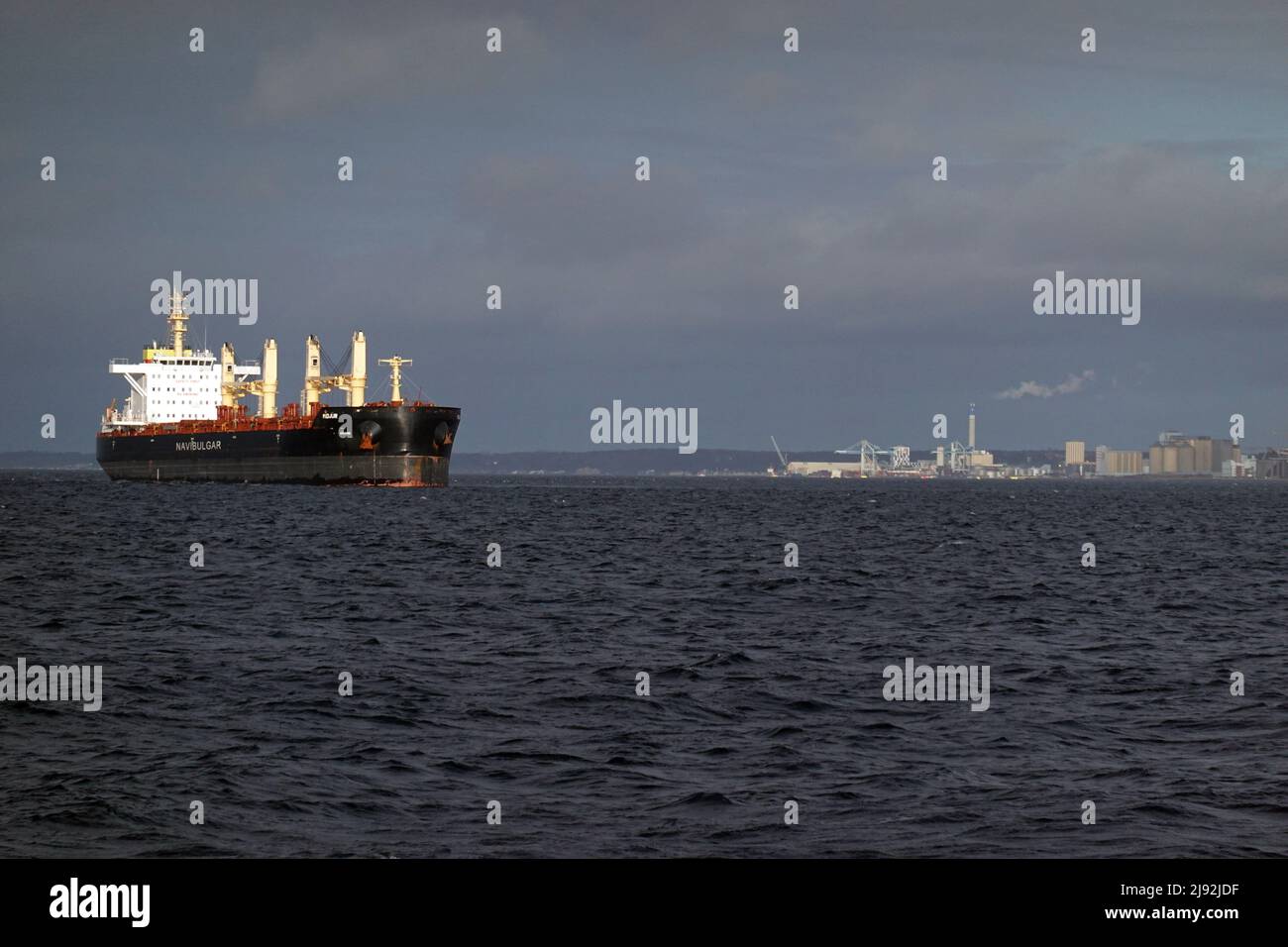 Schuettgut frachter -Fotos und -Bildmaterial in hoher Auflösung – Alamy