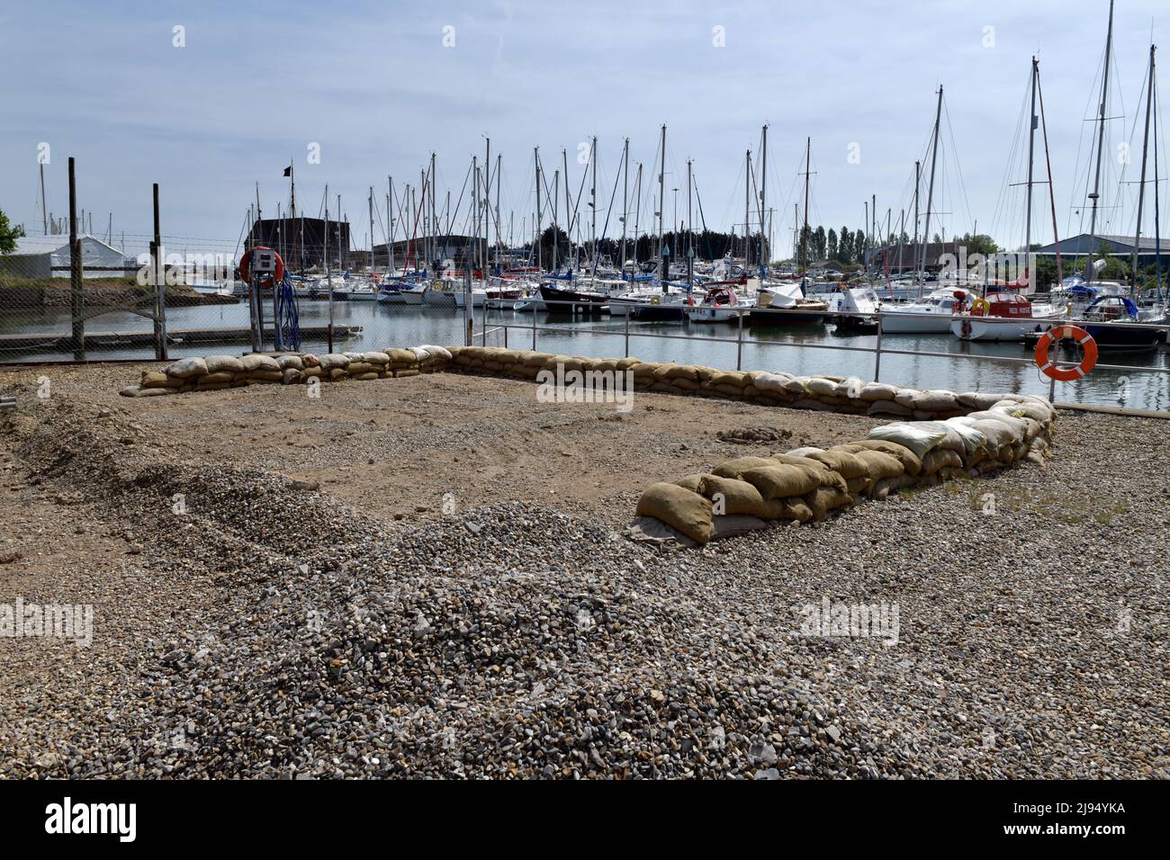 Bootfahren und ponton -Fotos und -Bildmaterial in hoher Auflösung – Alamy