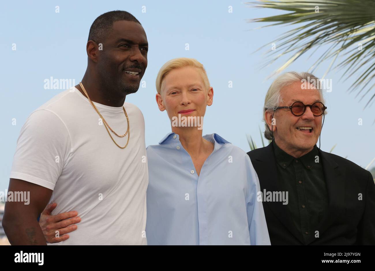 Cannes, Frankreich. 21.. Mai 2022. Idris Elba, Tilda Swinton und ...