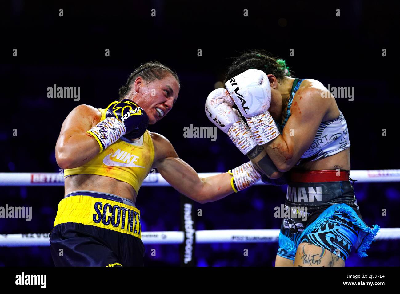 Ellie Scotney (links) und Maria Cecilia Roman im WBA Intercontinental ...