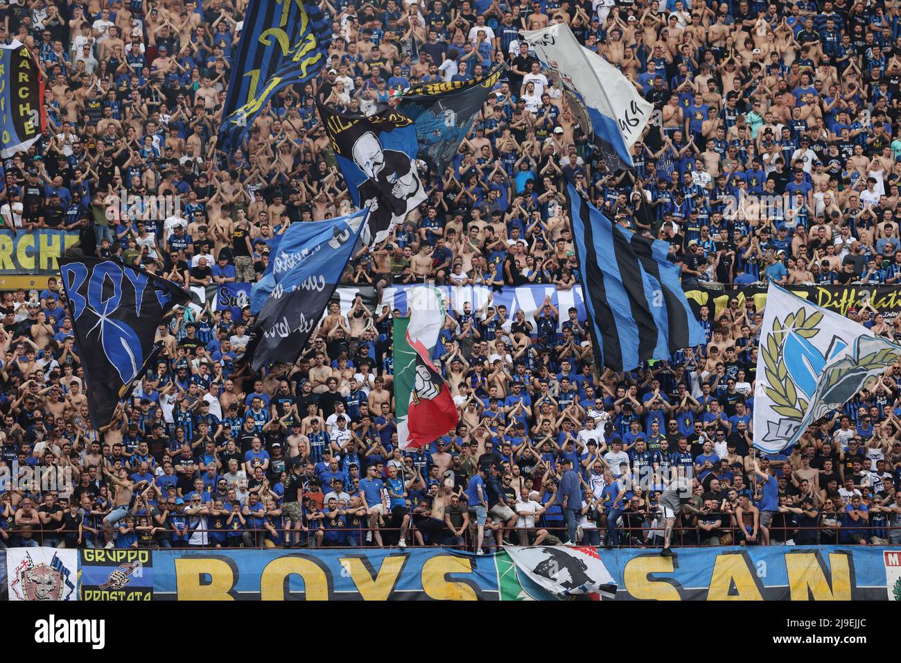 Fans des FC Internazionale während des Fußballspiels der Serie A 2021/ ...