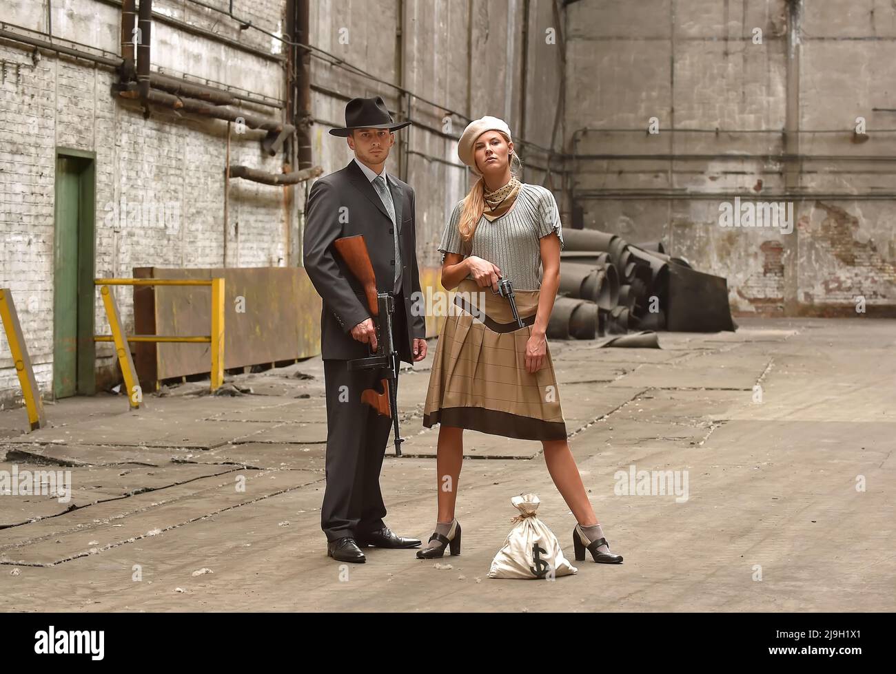 Gangster duo -Fotos und -Bildmaterial in hoher Auflösung – Alamy