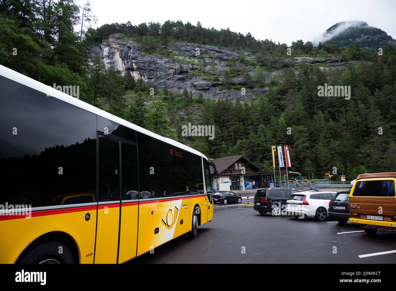 Schweizer bus -Fotos und -Bildmaterial in hoher Auflösung – Alamy