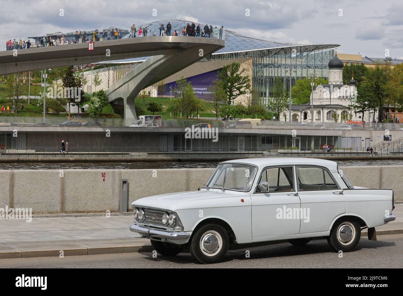 Moskvich 408 -Fotos und -Bildmaterial in hoher Auflösung – Alamy