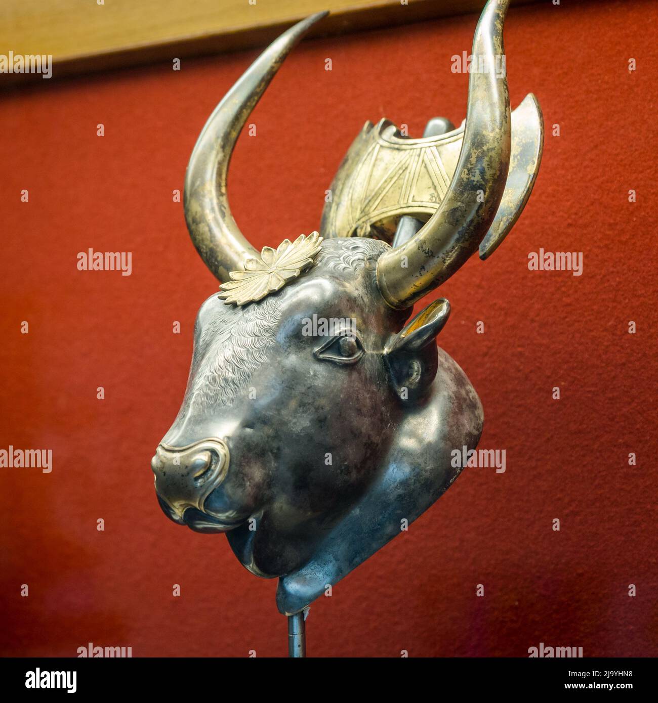 Zeus stier -Fotos und -Bildmaterial in hoher Auflösung – Alamy
