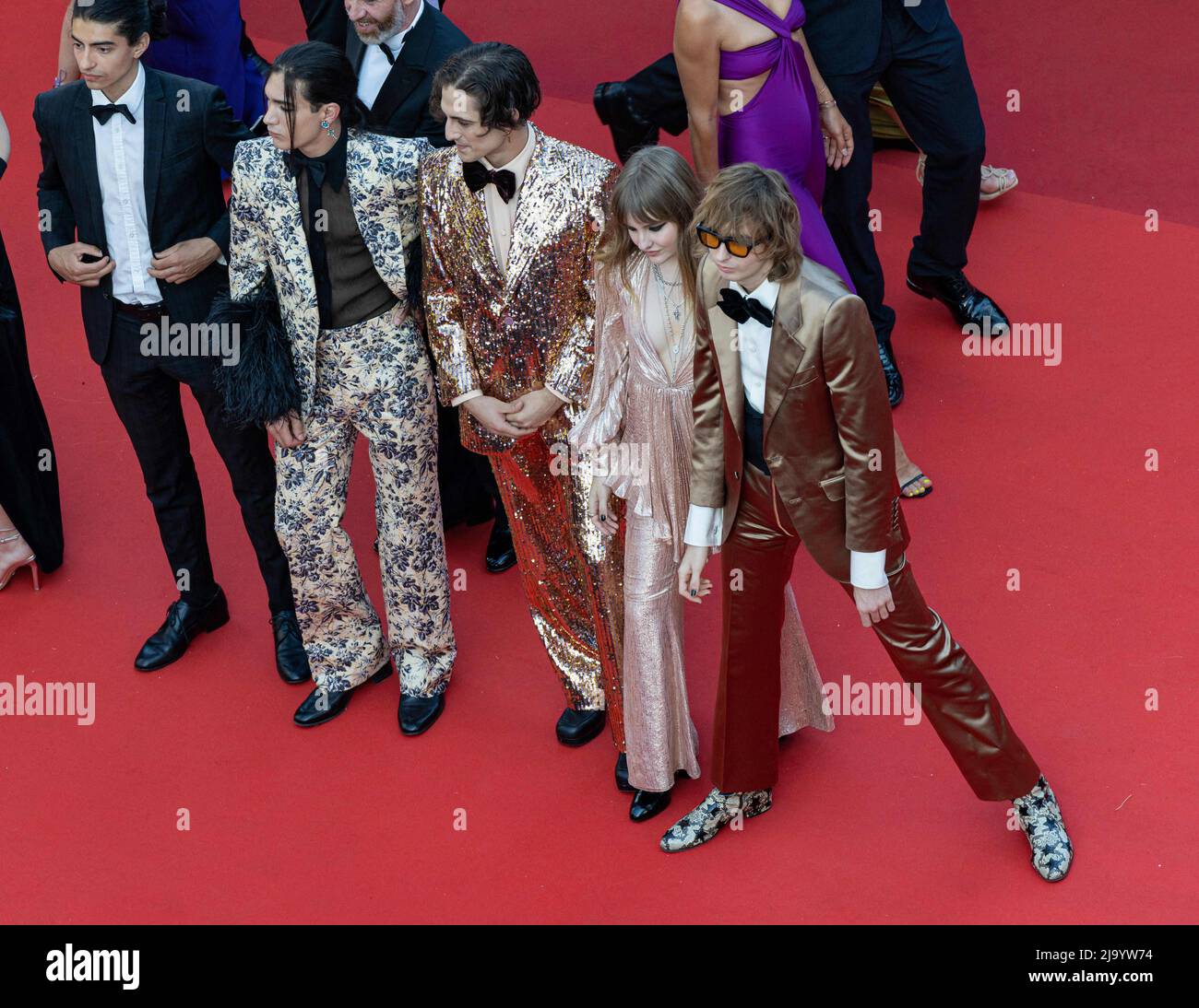 Victoria De Angelis, Thomas Raggi, Damiano David und Ethan Torchio aus Maneskin besuchen die ...