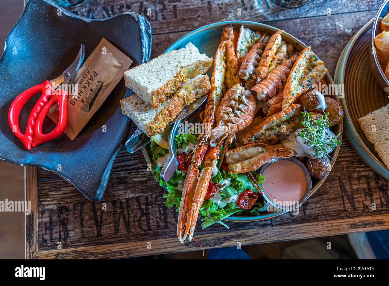 Das Restaurant Pakkhús in Höfn ist bekannt für Hummer-Spezialitäten ...