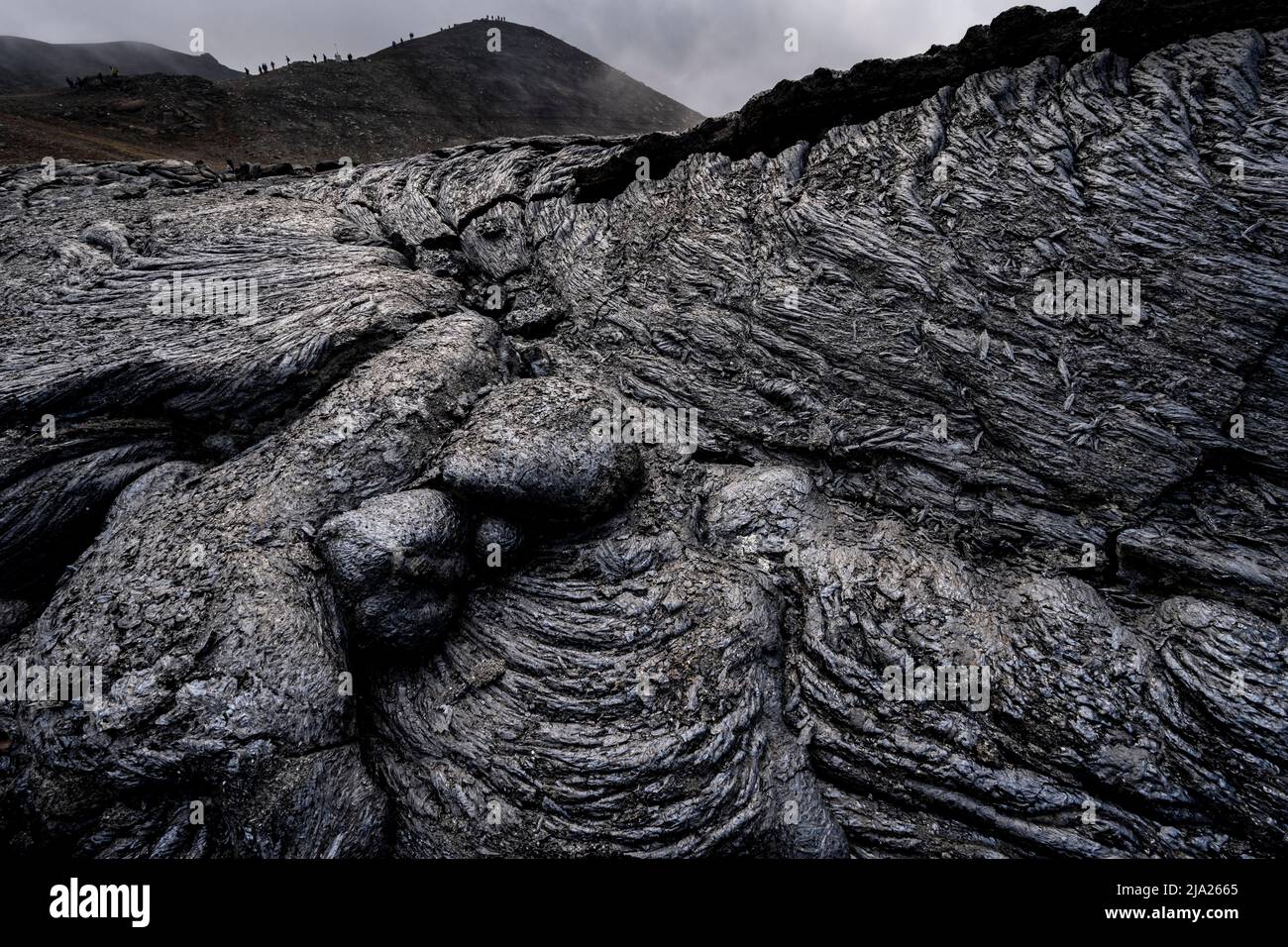 Versteinerte Lava, vulkanisches Gestein in bizarren Formen, Lavafeld ...