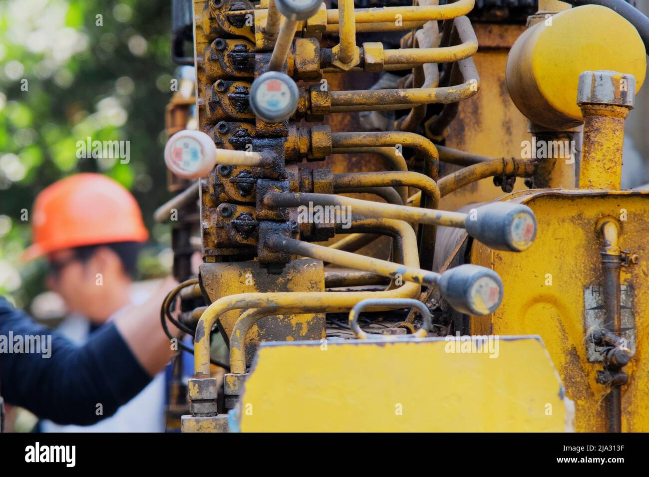 Hydraulischer handkran -Fotos und -Bildmaterial in hoher Auflösung – Alamy